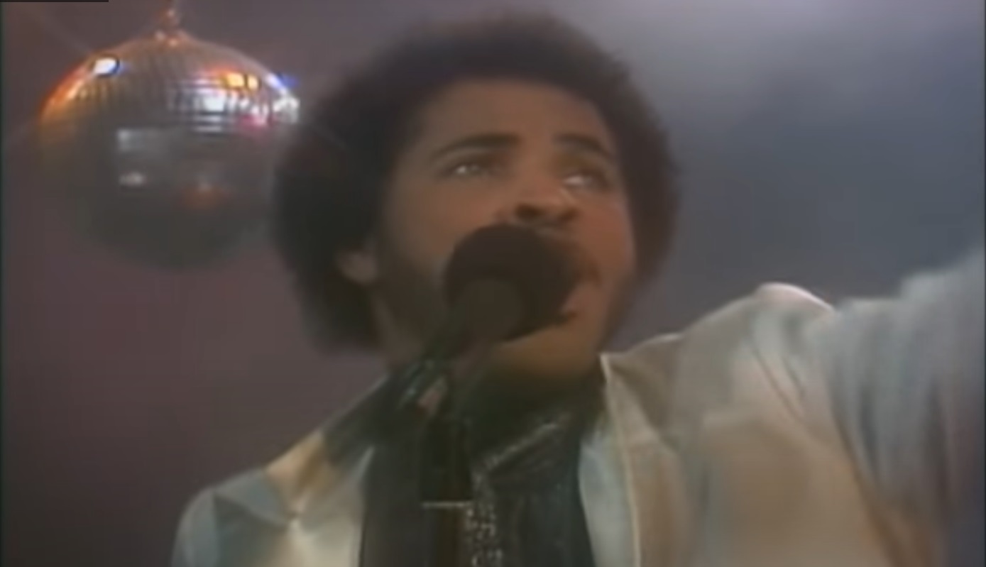 THE WHOLE WIDE WORLD WENT ZOOM - We Are Fruit